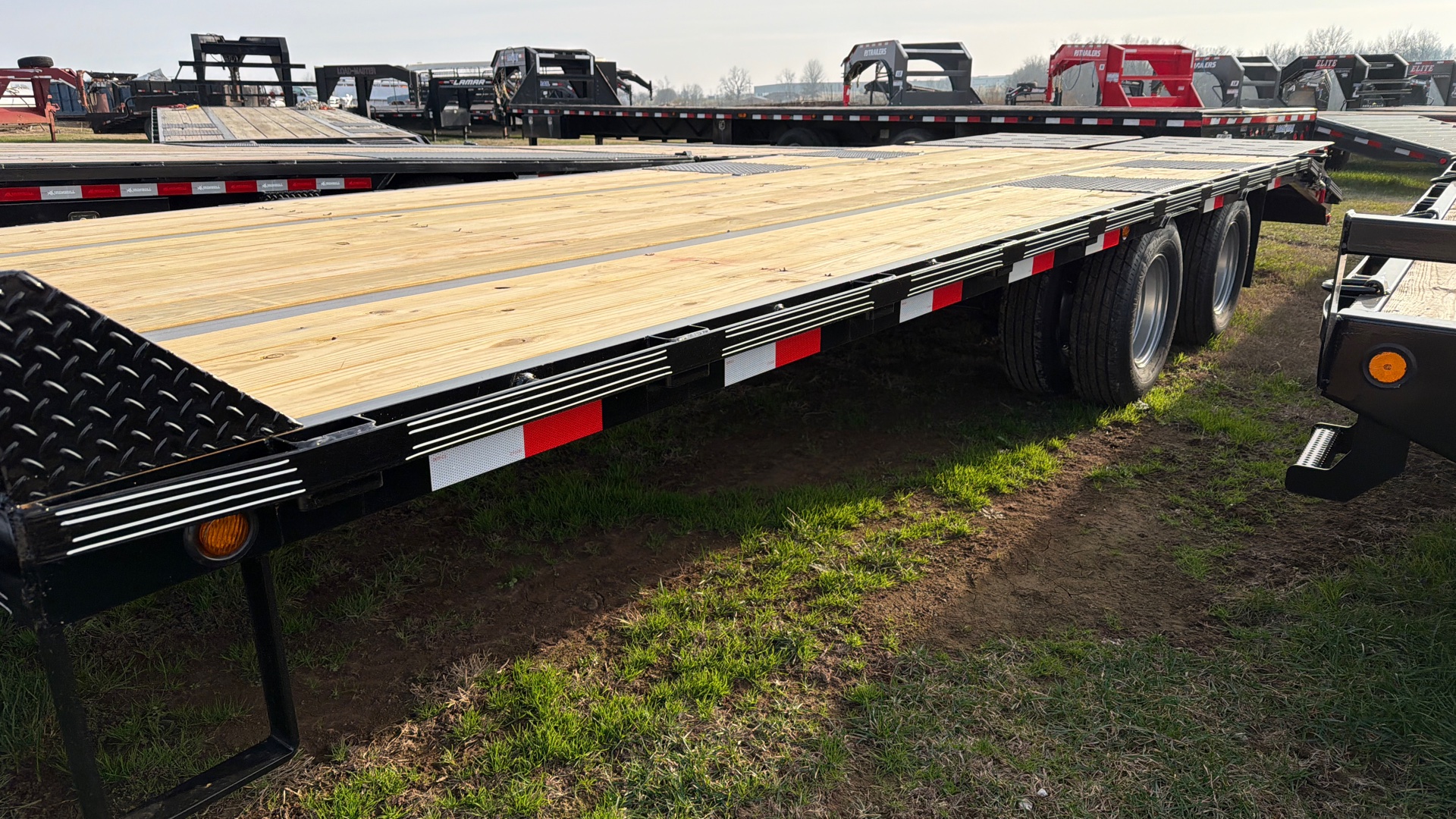 Equipment Trailers, Farm Equipment and Flatbed Trailers Westgate ...