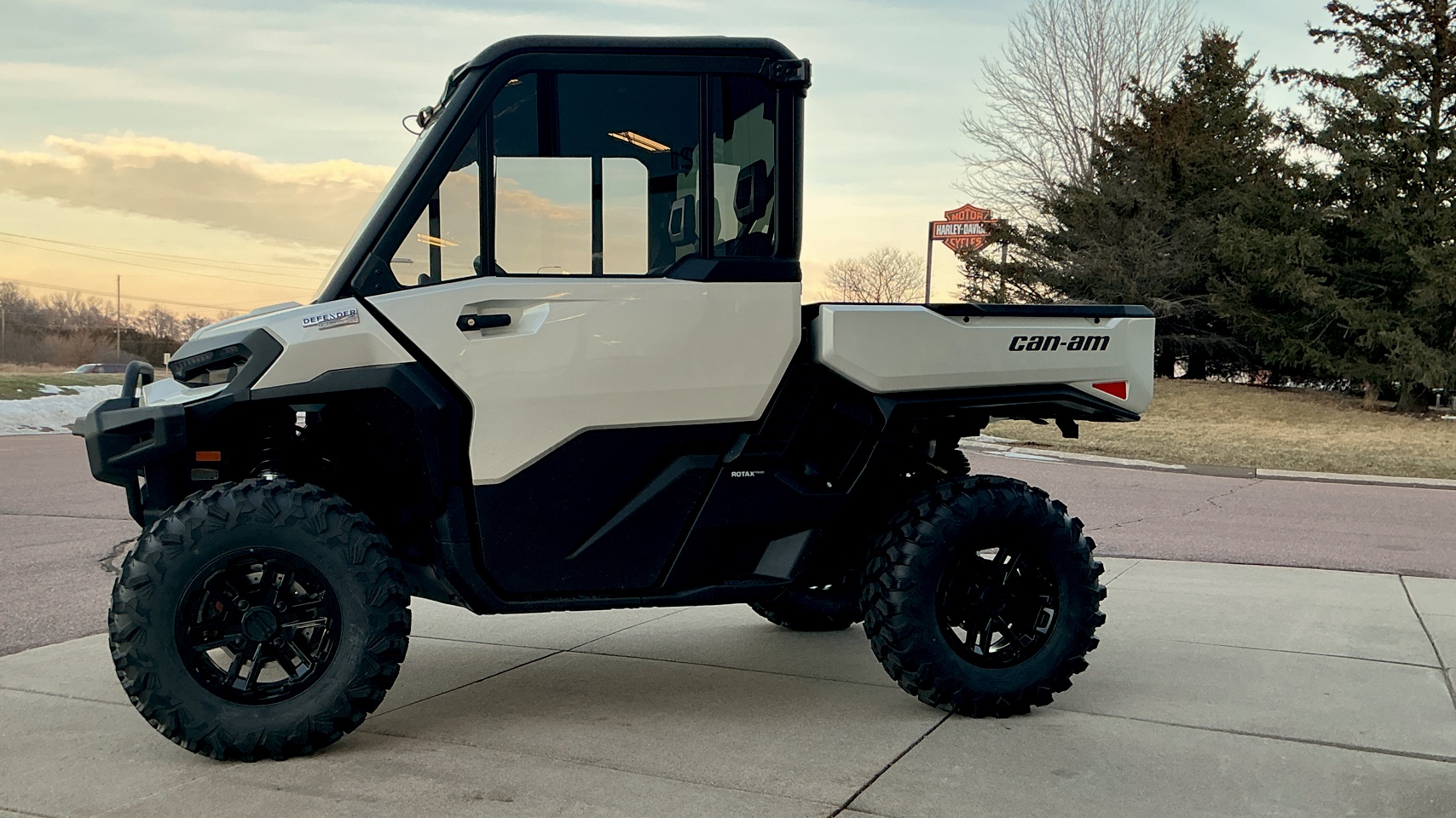New Side x Side Big Sioux Powersports Sioux Falls, SD (605) 274-6392